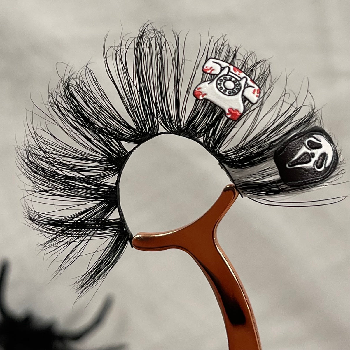 Scream/Ghost Face Spooky Lashes – fabulashbyant